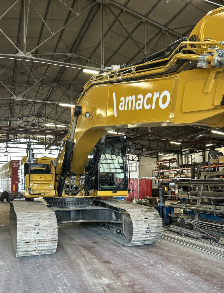 Belettering kranen en machines | CASTAAR.